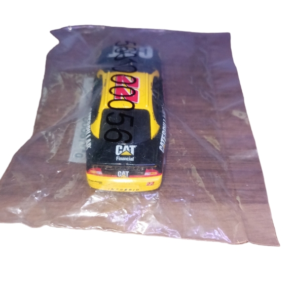 Nascar | Toys | Hot Wheels Nascar 22 Ward Burton Dodge Intrepid Cat ...